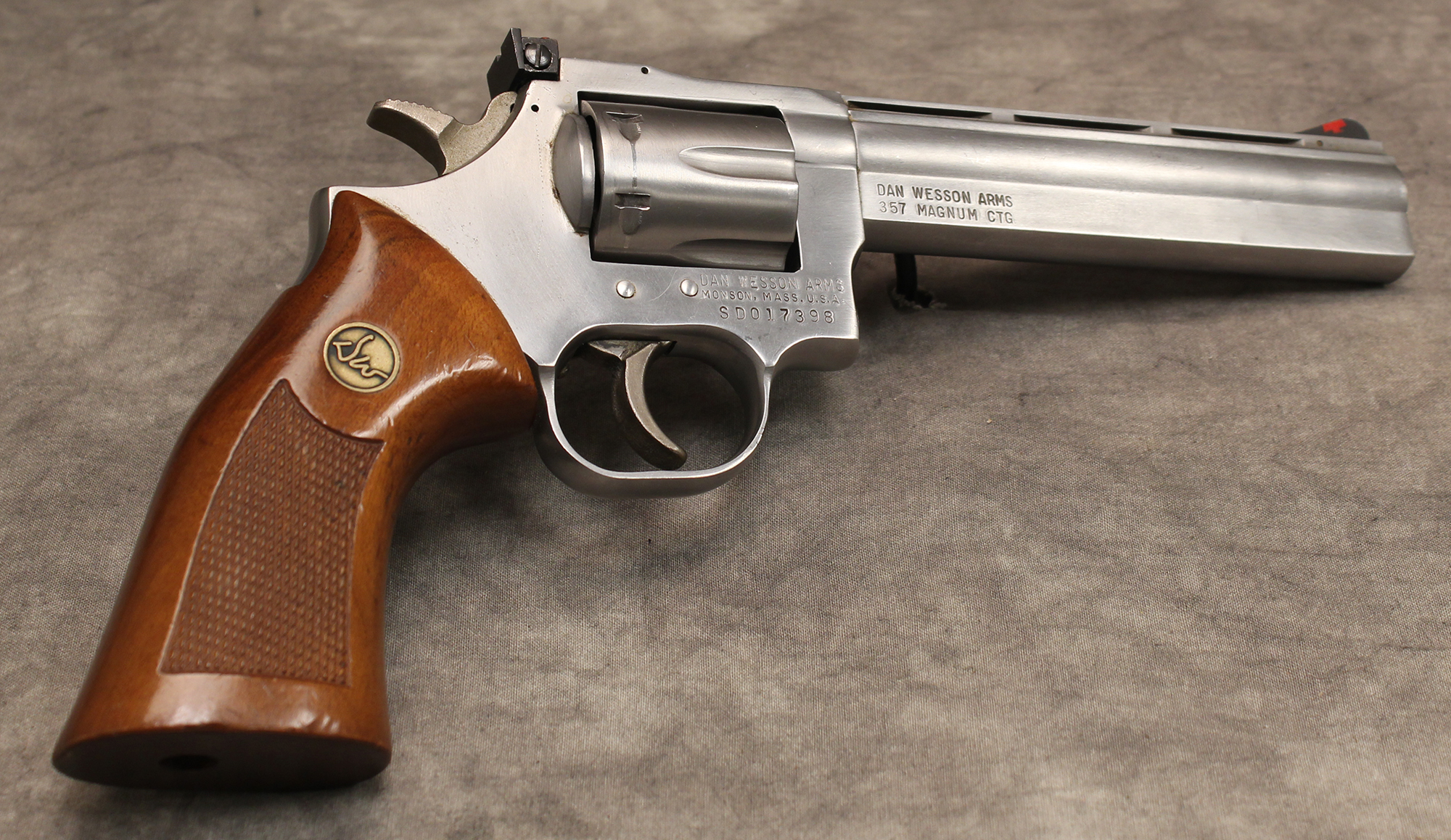 Dan Wesson Arms ~ 715 ~ .357 Magnum | Cabela's